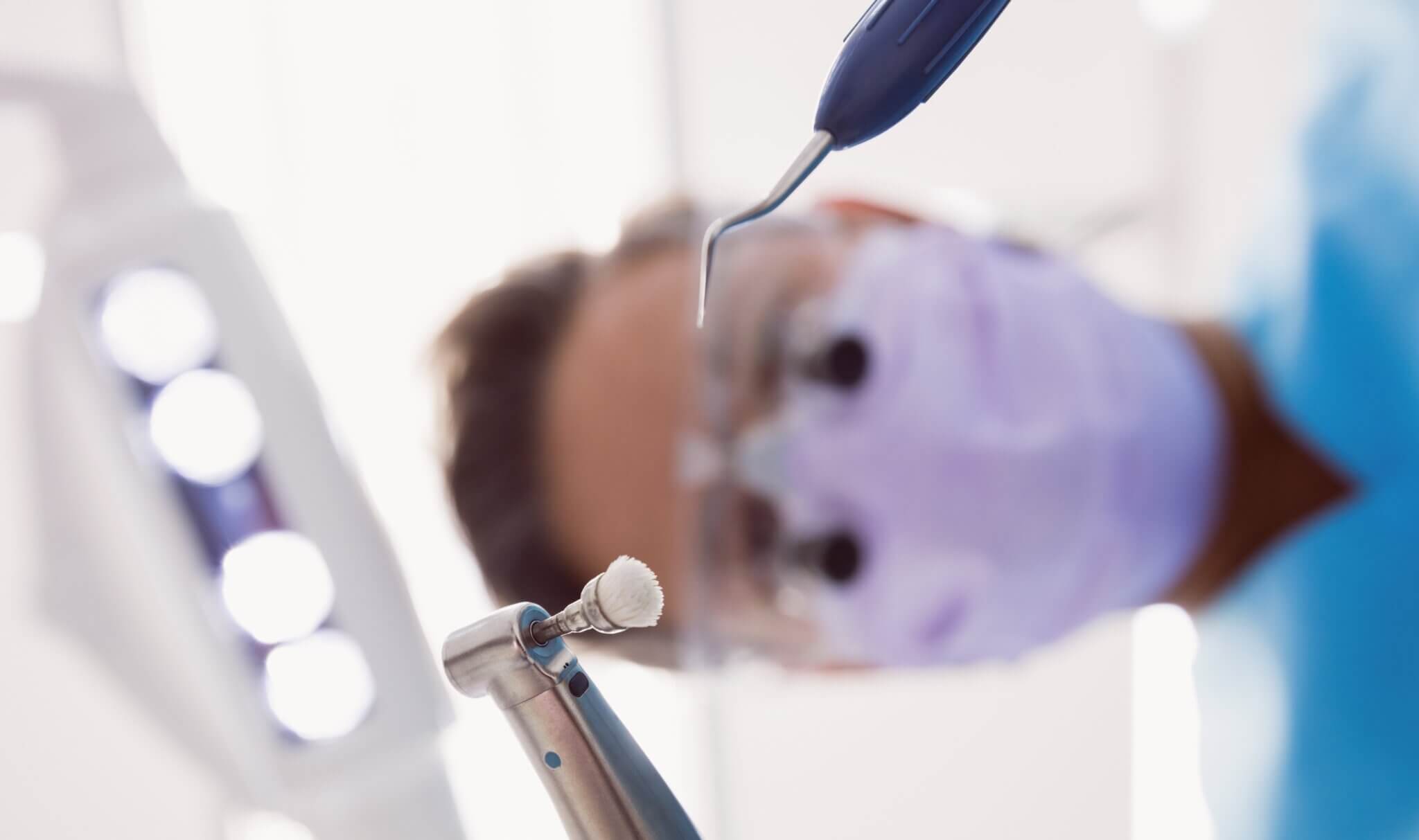 Endodontia: conheça as técnicas rotatória e reciprocante - André Machado